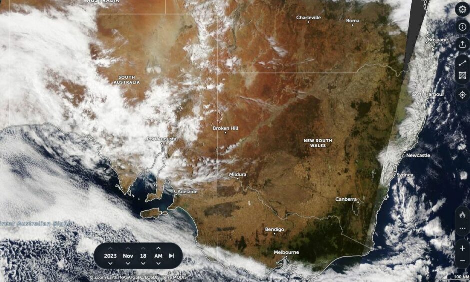 Zoom Earth satellite photo - Extreme Storms